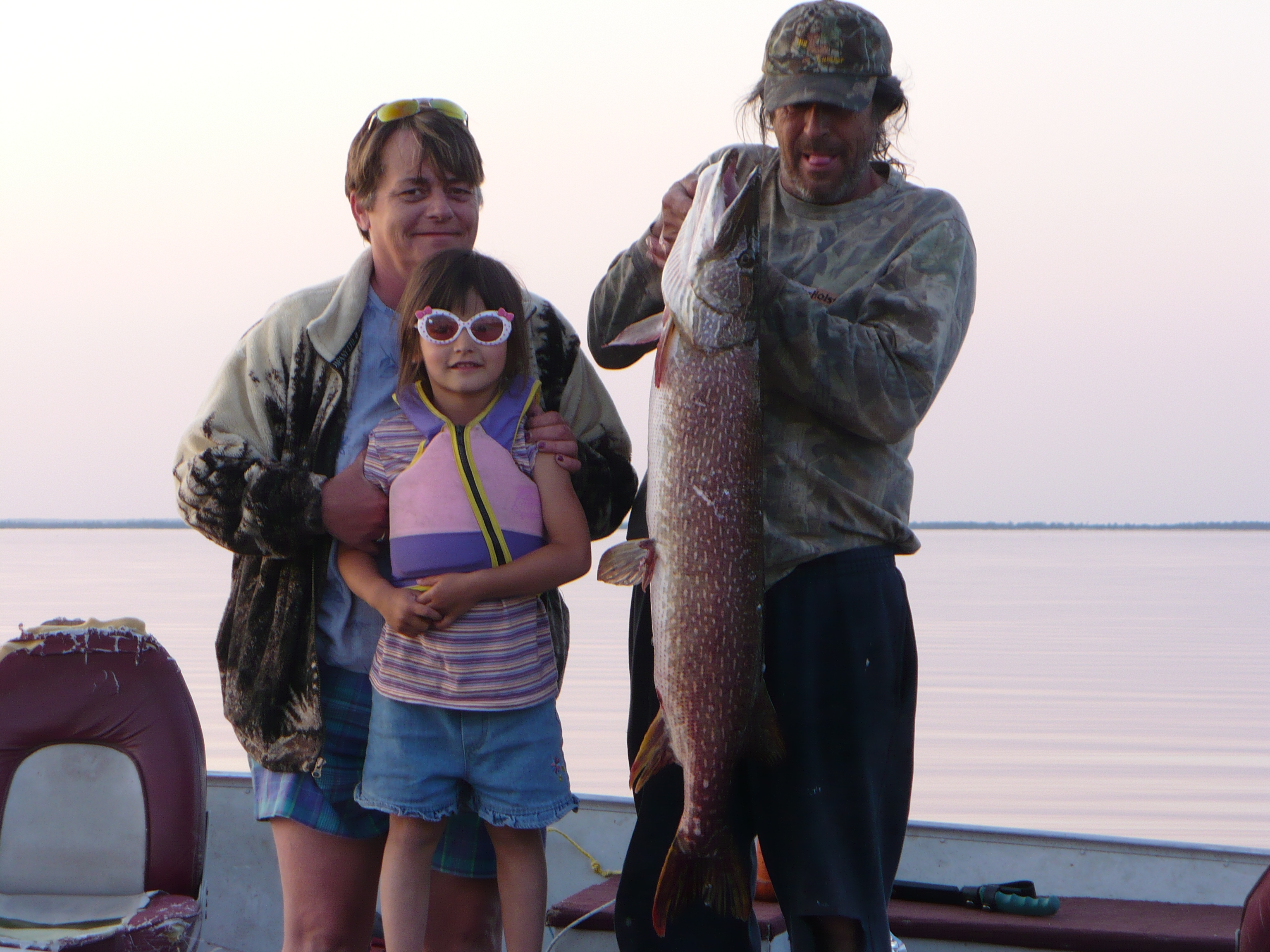 lone wolf camps - carswell lake hunting and fishing camp